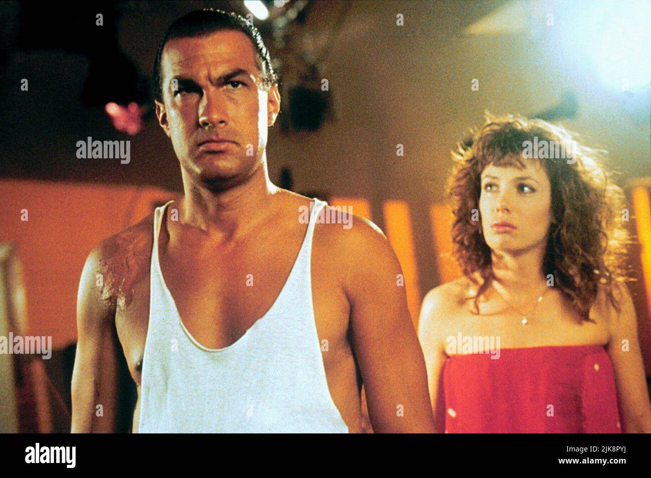 Steven Seagal & Kelly Lebrock Film: Hard To Kill (USA 1990) Characters ...