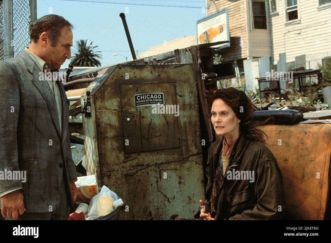 Life stinks 1991 lesley ann warren hi-res stock photography and images ...