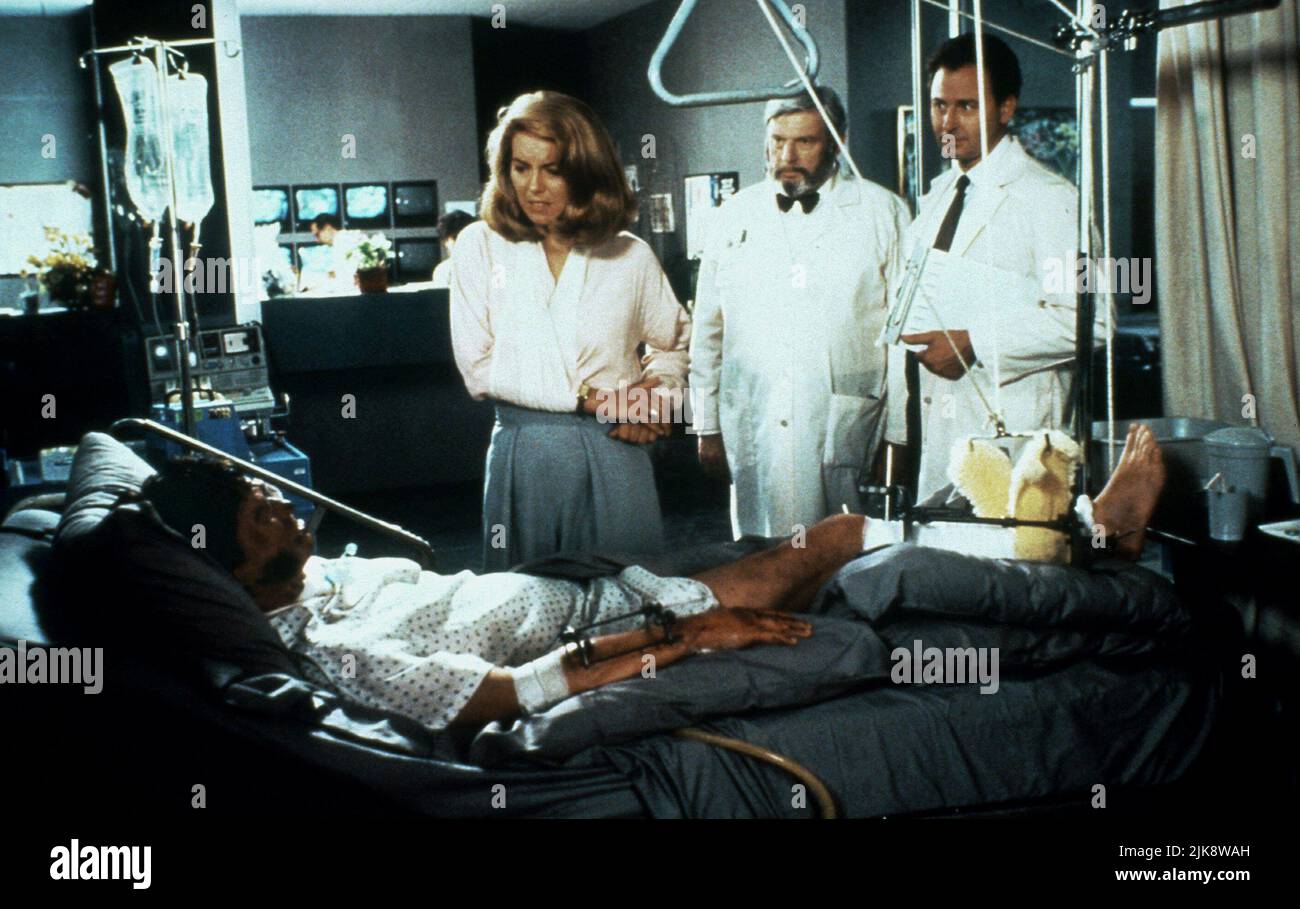 Tom Berenger & Greta Scacchi Film Shattered (USA 1991) Characters: Dan ...