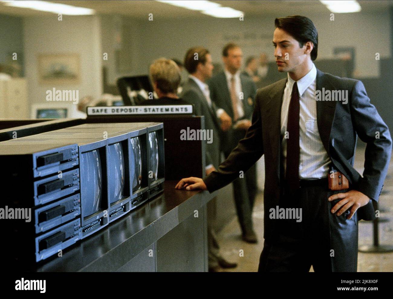 Keanu Reeves Film Point Break (USA/JP 1991) Characters: FBI Special ...