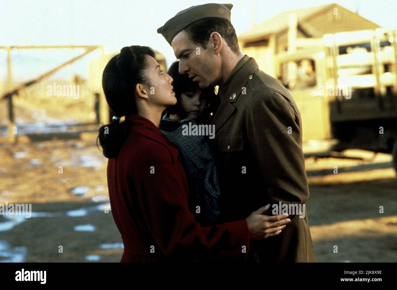 Tamlyn Tomita, Shyree Mezick & Dennis Quaid Film: Come See The Paradise (USA 1990) Characters ...
