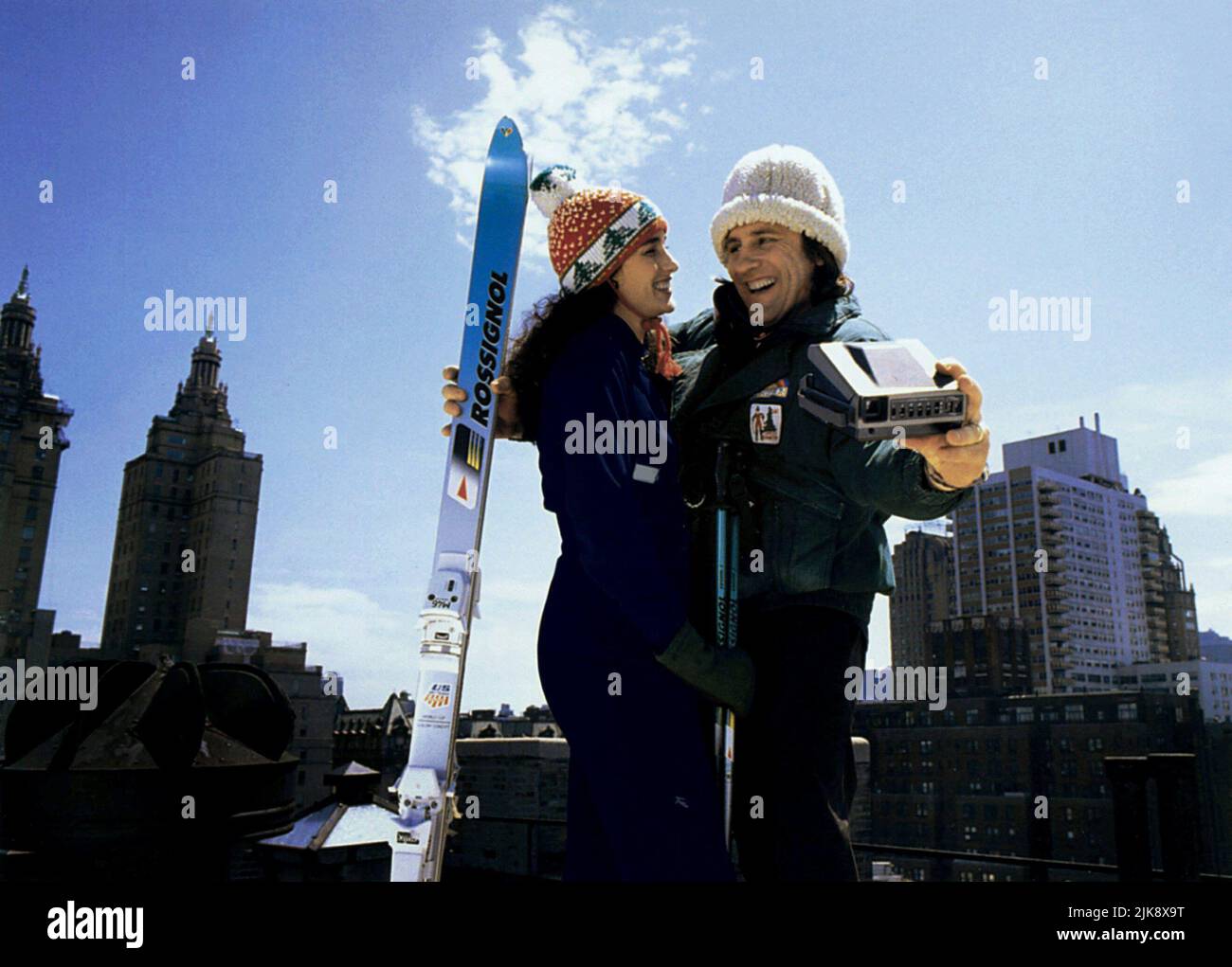 Andie macdowell green card 1990 hi-res stock photography and images - Alamy