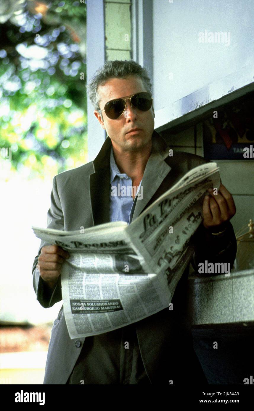 William l petersen hi-res stock photography and images - Alamy