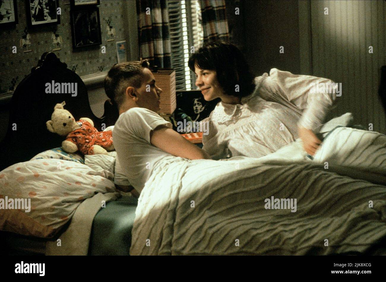 River Phoenix & Lili Taylor Film Dogfight (1993) Characters: Eddie ...