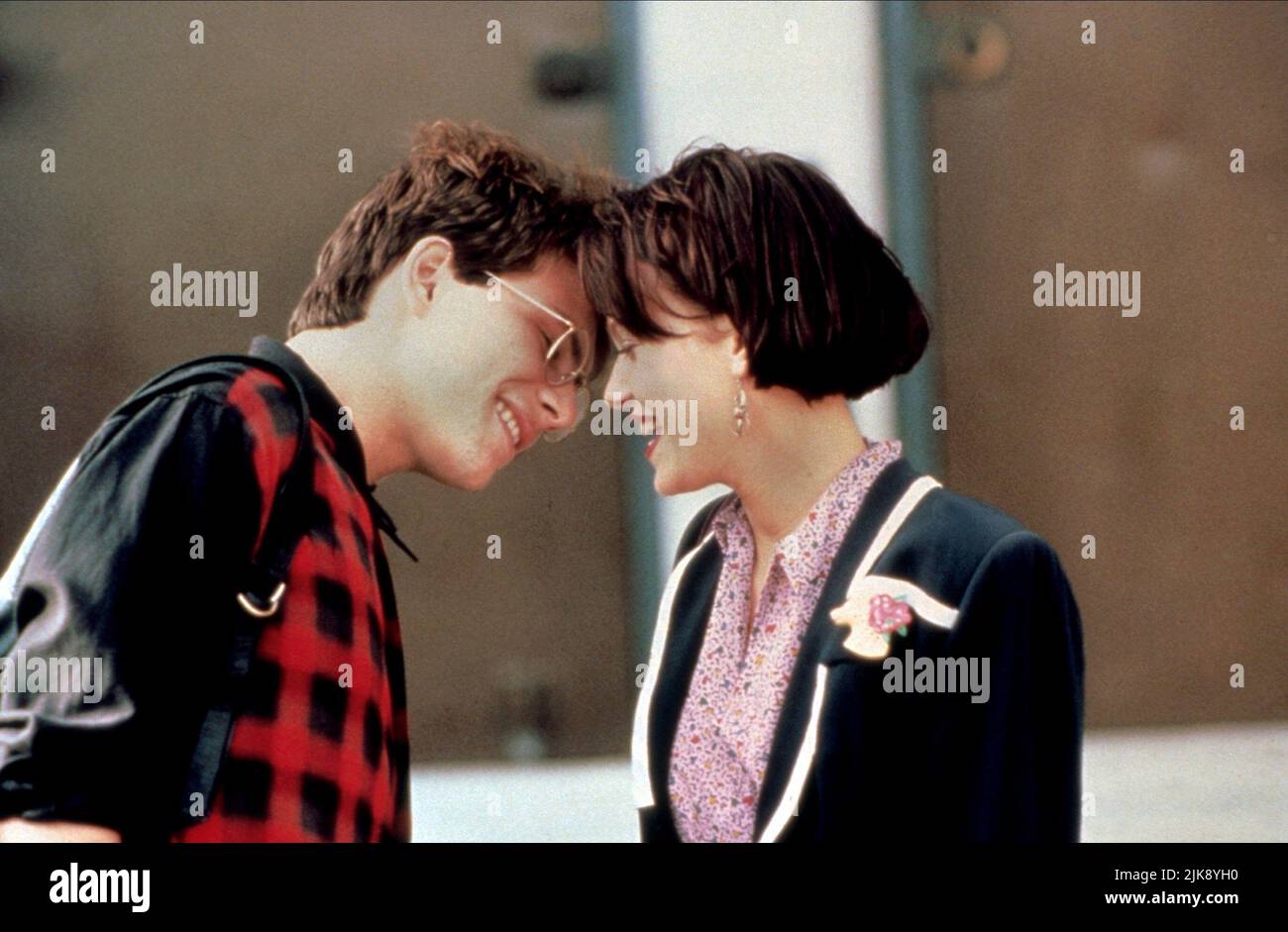 Christian Slater & Samantha Mathis Film: Pump Up The Volume (1990 ...