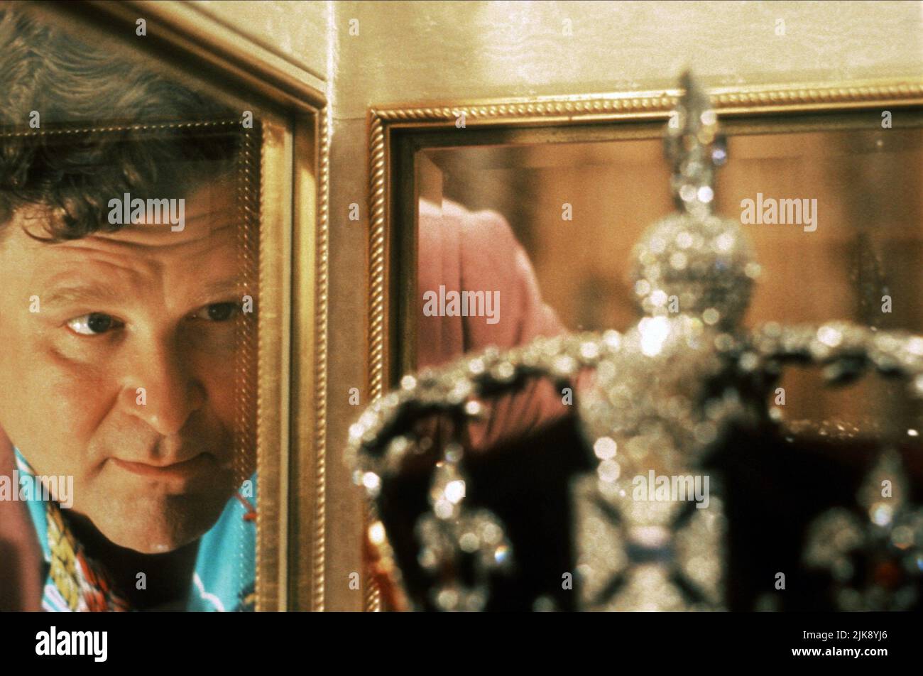 John goodman king ralph 1991 hi-res stock photography and images - Alamy