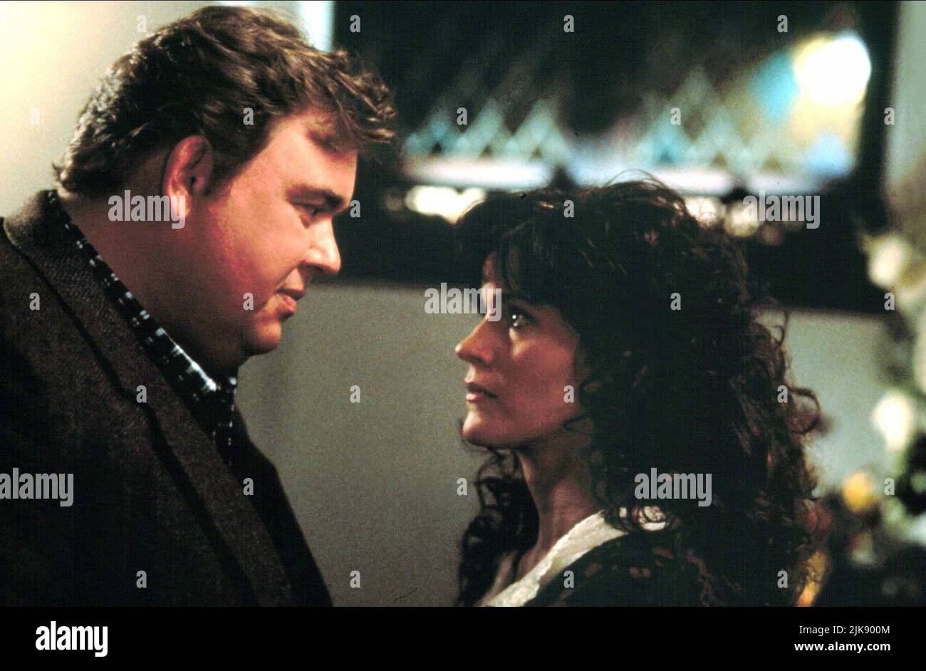 John Candy & Ally Sheedy Film Only The Lonely (USA 1991) Characters ...