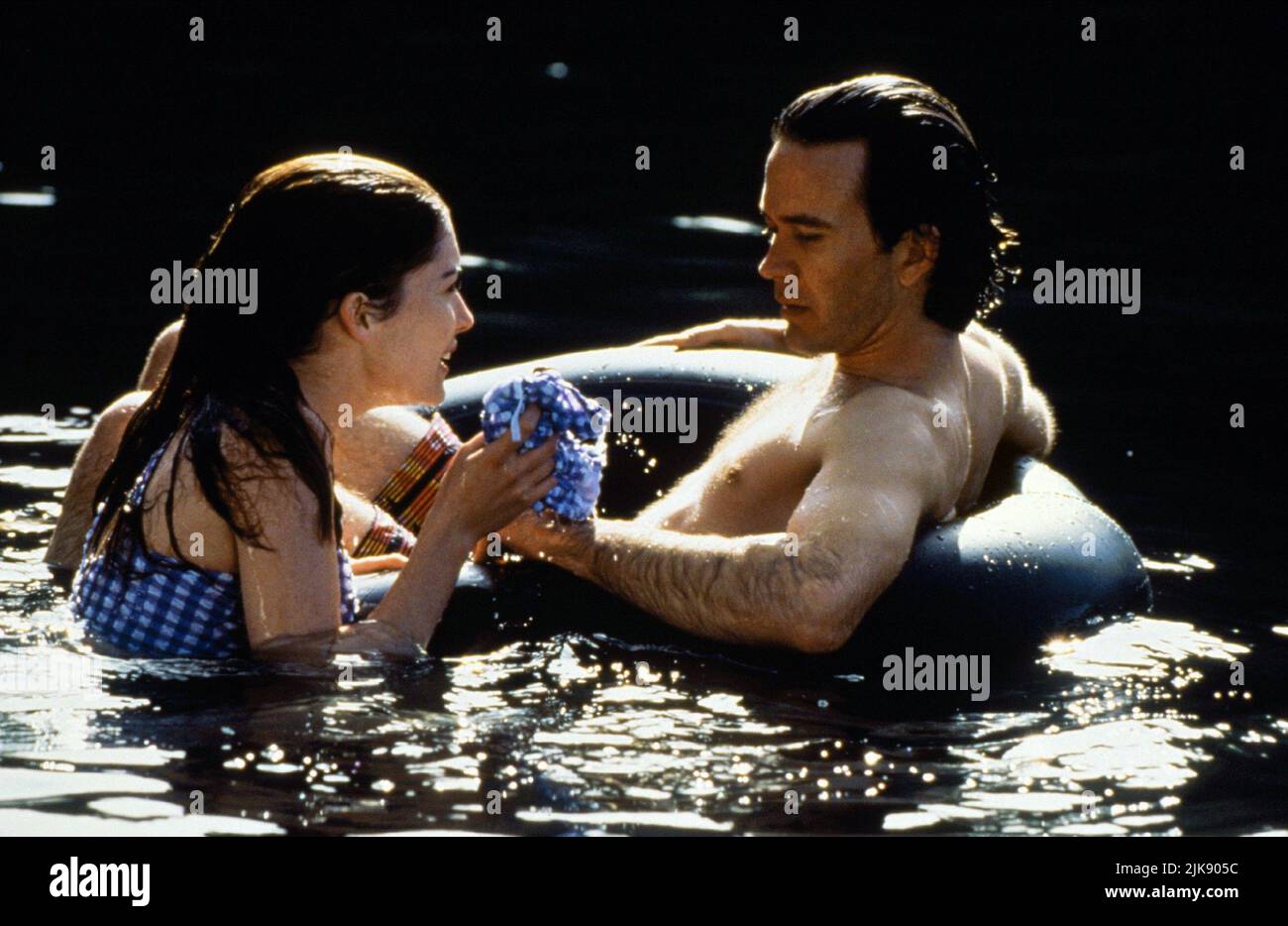Lara Flynn Boyle & Timothy Hutton Film The Temp (1993) Characters: Kris ...