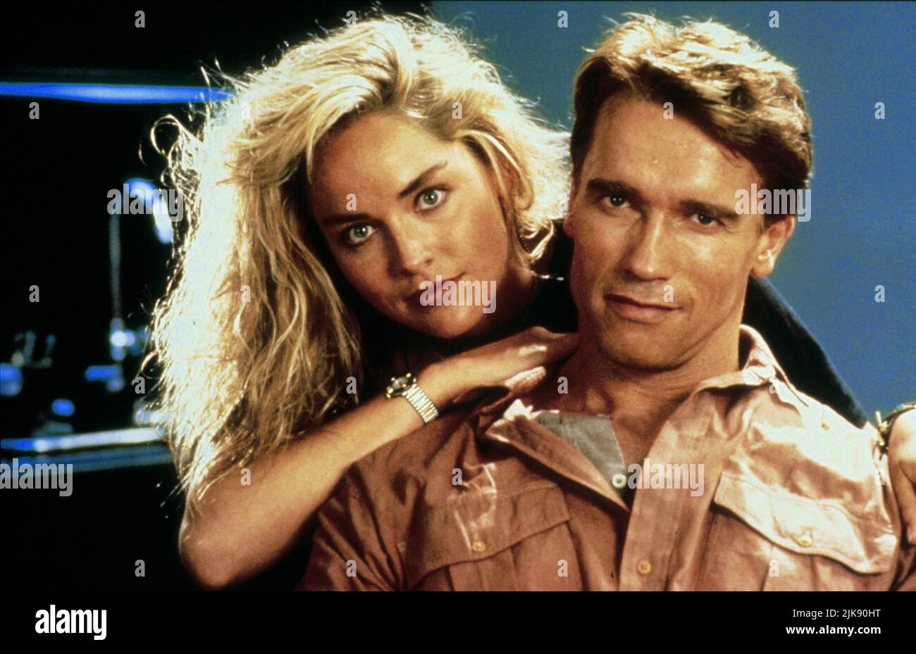 Sharon Stone & Arnold Schwarzenegger Film: Total Recall (USA 1990 ...