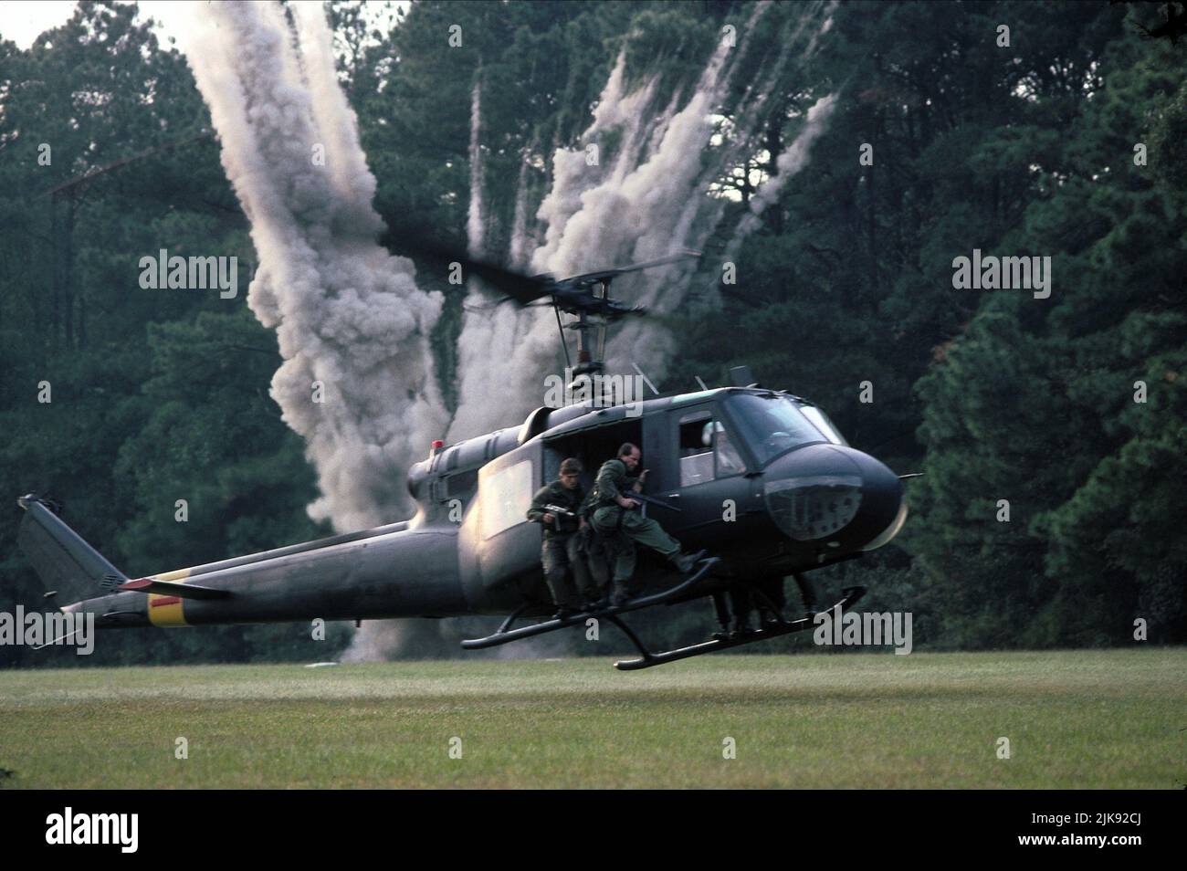 Helicopter Scene Film Navy Seals (USA 1990) Director: Lewis Teague 20 ...