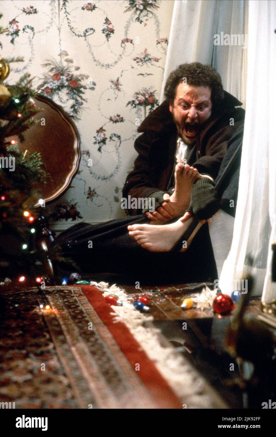 Home alone movie 1990 hi-res stock photography and images - Alamy