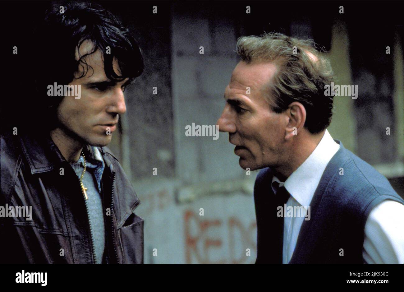 Daniel Day-Lewis & Pete Postlethwaite Film In The Name Of The Father ...