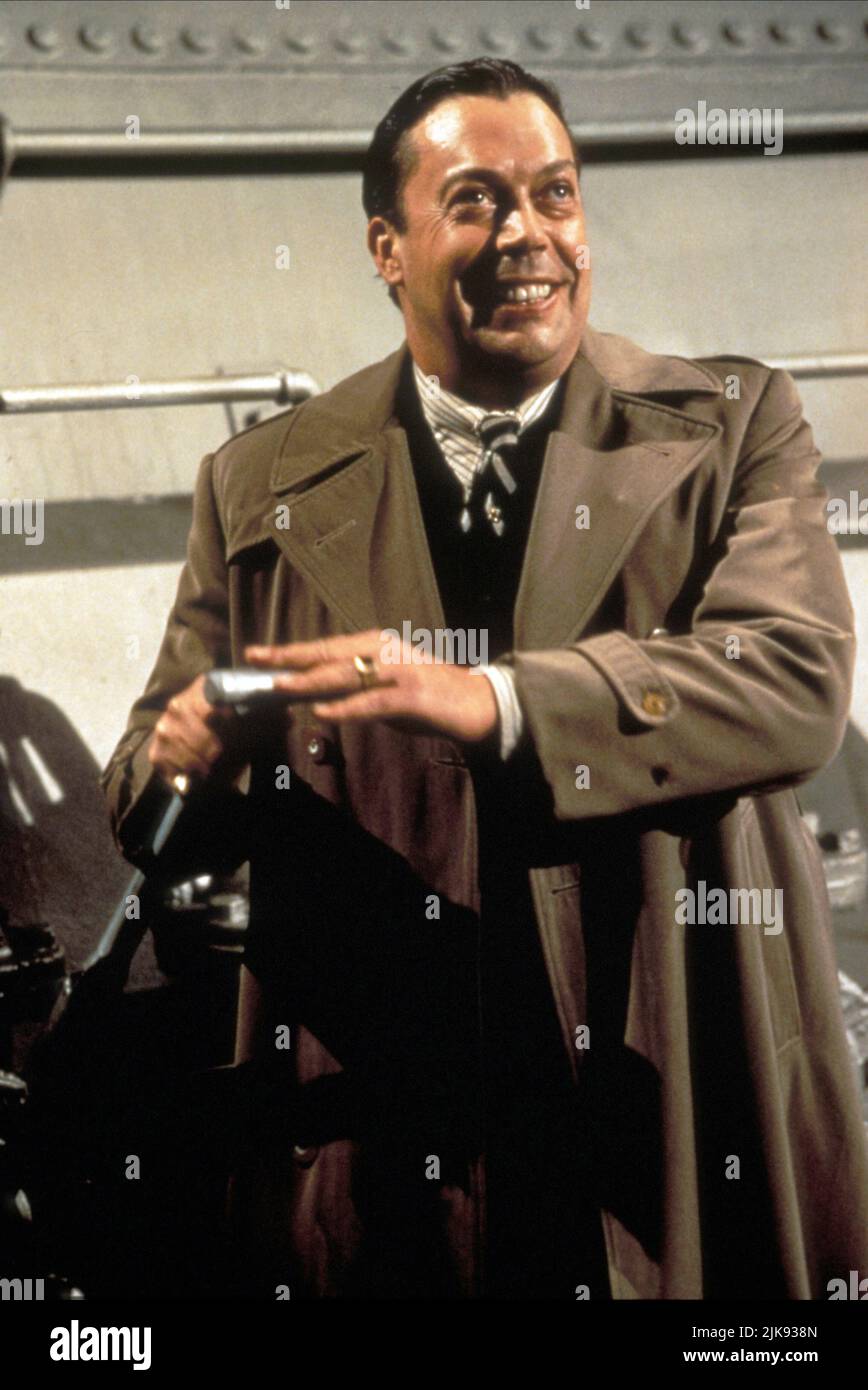 Tim curry 1990 hi-res stock photography and images - Alamy