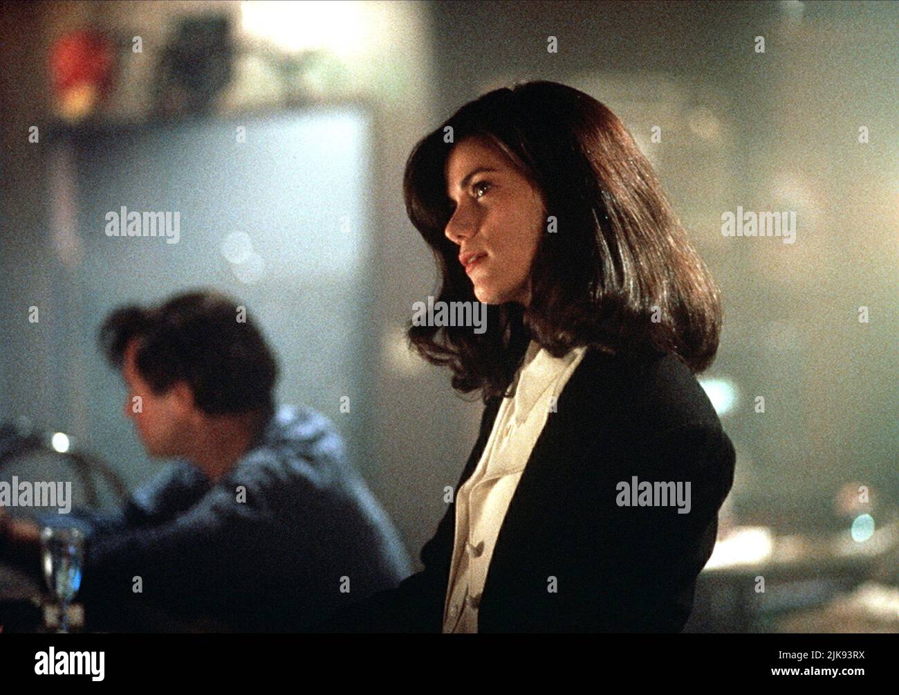 Linda fiorentino in the last seduction hi-res stock photography and ...