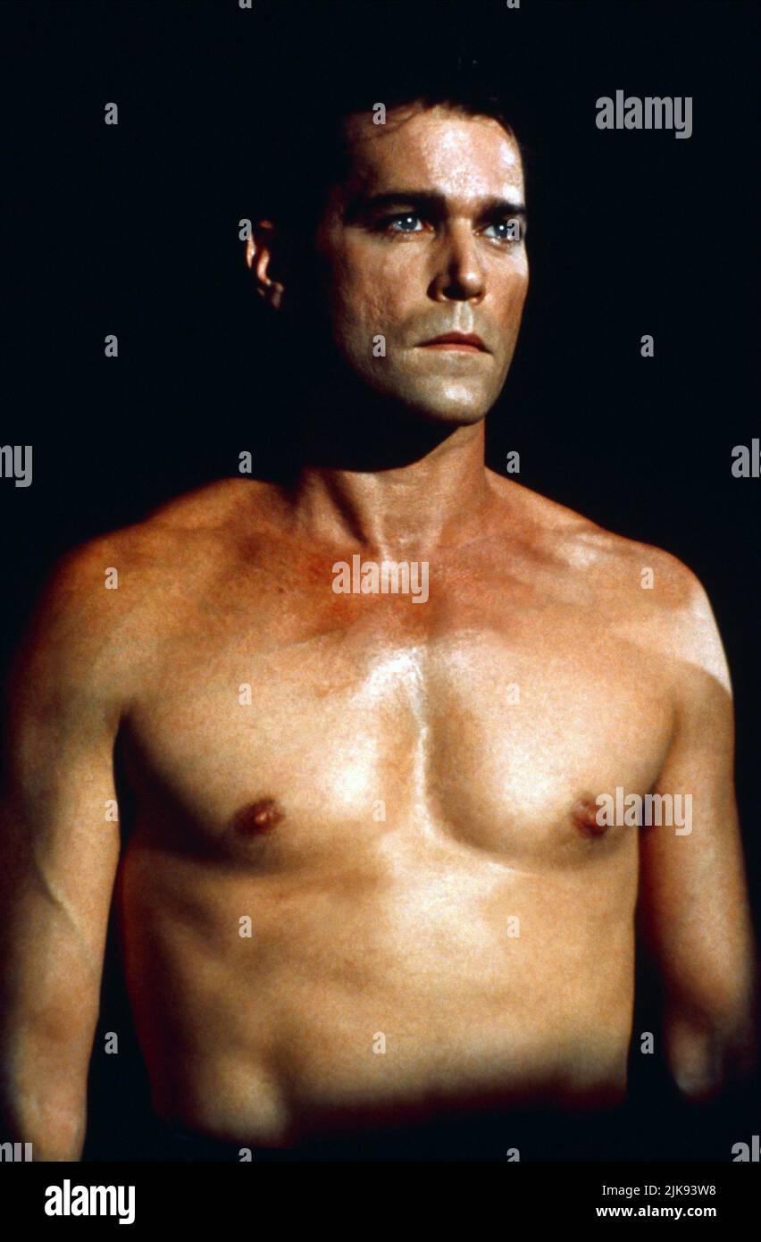 No escape ray liotta hi-res stock photography and images - Alamy