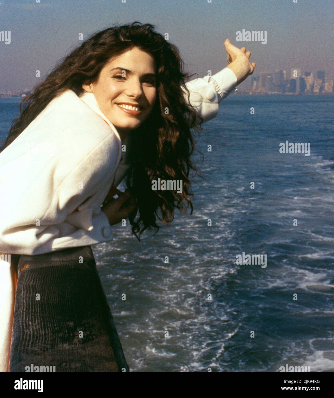 Sandra bullock working girl hi-res stock photography and images - Alamy