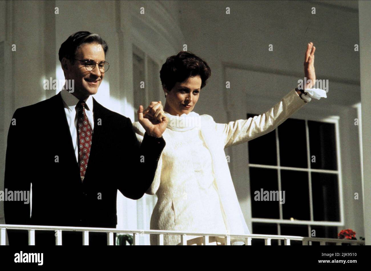 Kevin Kline & Sigourney Weaver Film Dave (1993) Characters: Dave Kovic ...