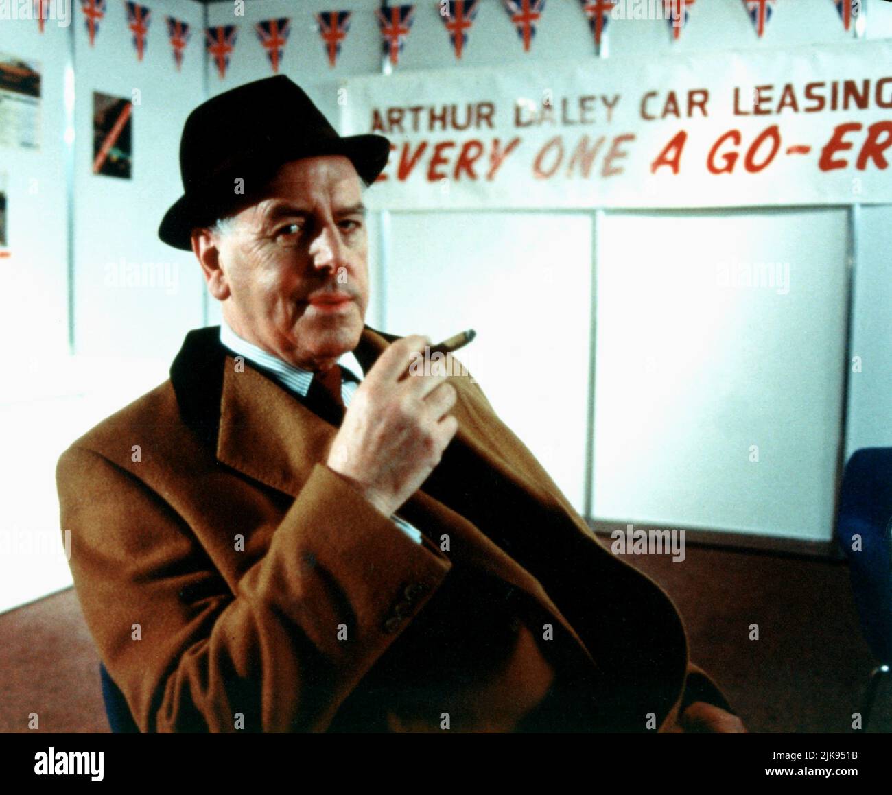 George Cole Television: Minder (1990) 10 February 1994 **WARNING** This ...