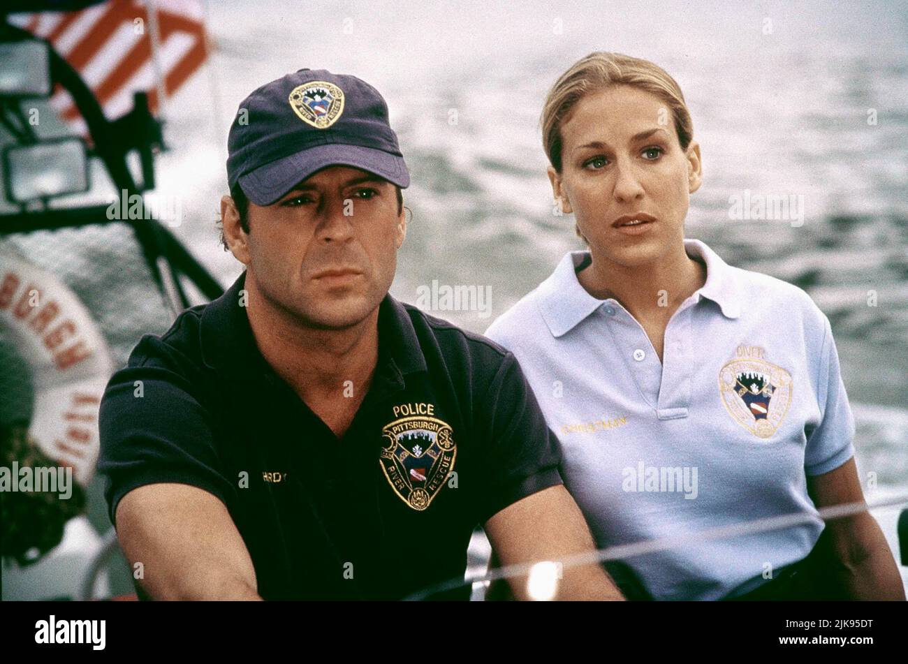 Bruce Willis & Sarah Jessica Parker Film: Striking Distance (USA 1993 ...