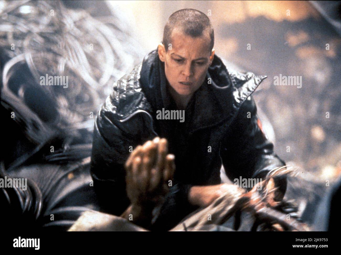 Sigourney Weaver Film: Alien 3 (USA 1992) Characters: Ellen Riple ...