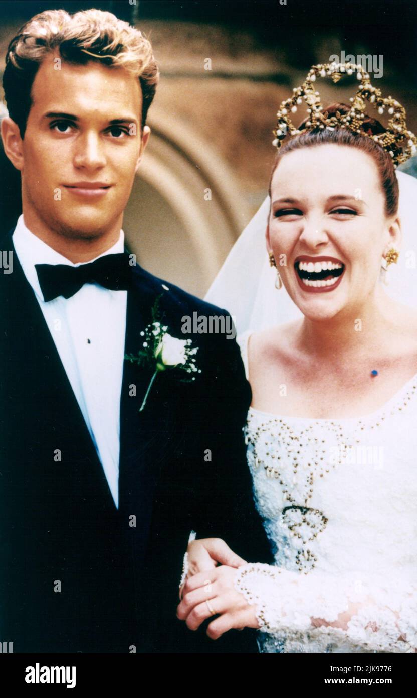 Daniel Lapaine & Toni Collette Film: Muriel'S Wedding (AUS/FR 1994) Characters: David Van Arckle ...