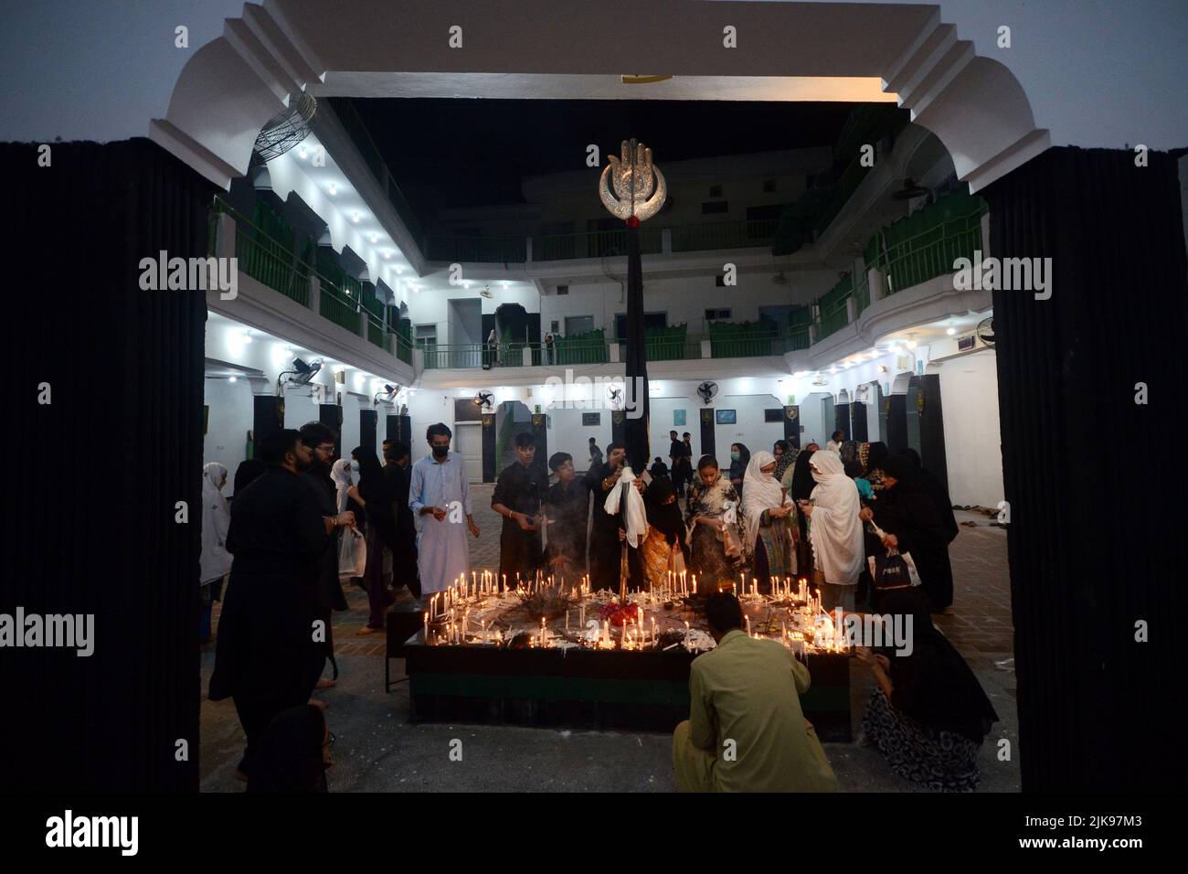 Peshawar, Pakistan. 30th July, 2022. Pakistani Shiite Muslims lights ...
