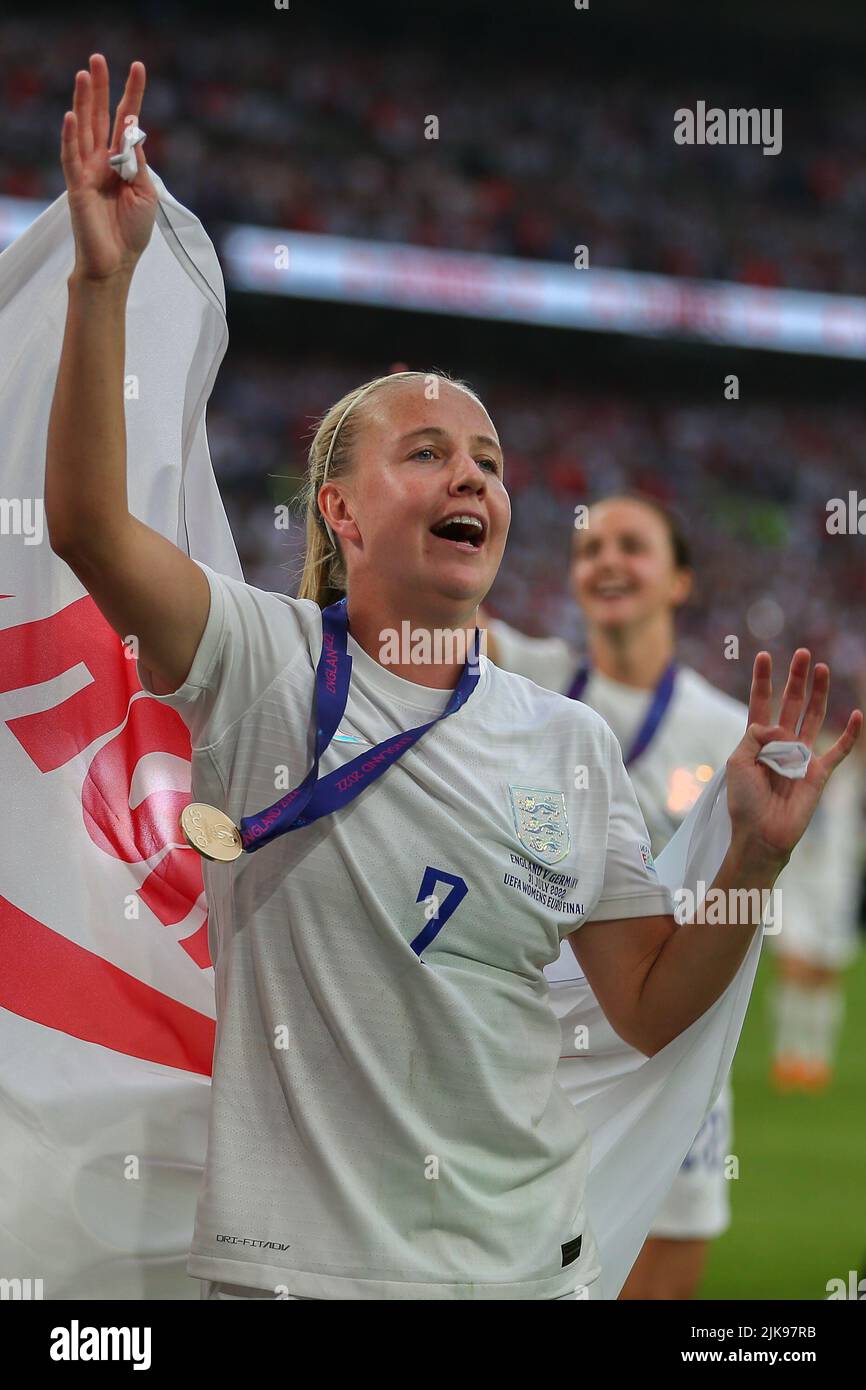 Beth mead england vs germany 2022 hi-res stock photography and images ...