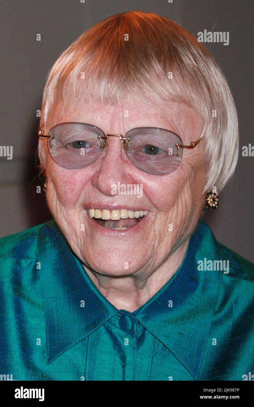 The little mermaid 1989 hi-res stock photography and images - Alamy