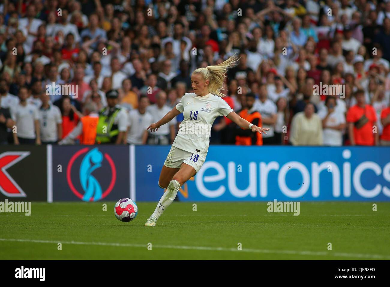 Chloe kelly england germany hi-res stock photography and images - Alamy