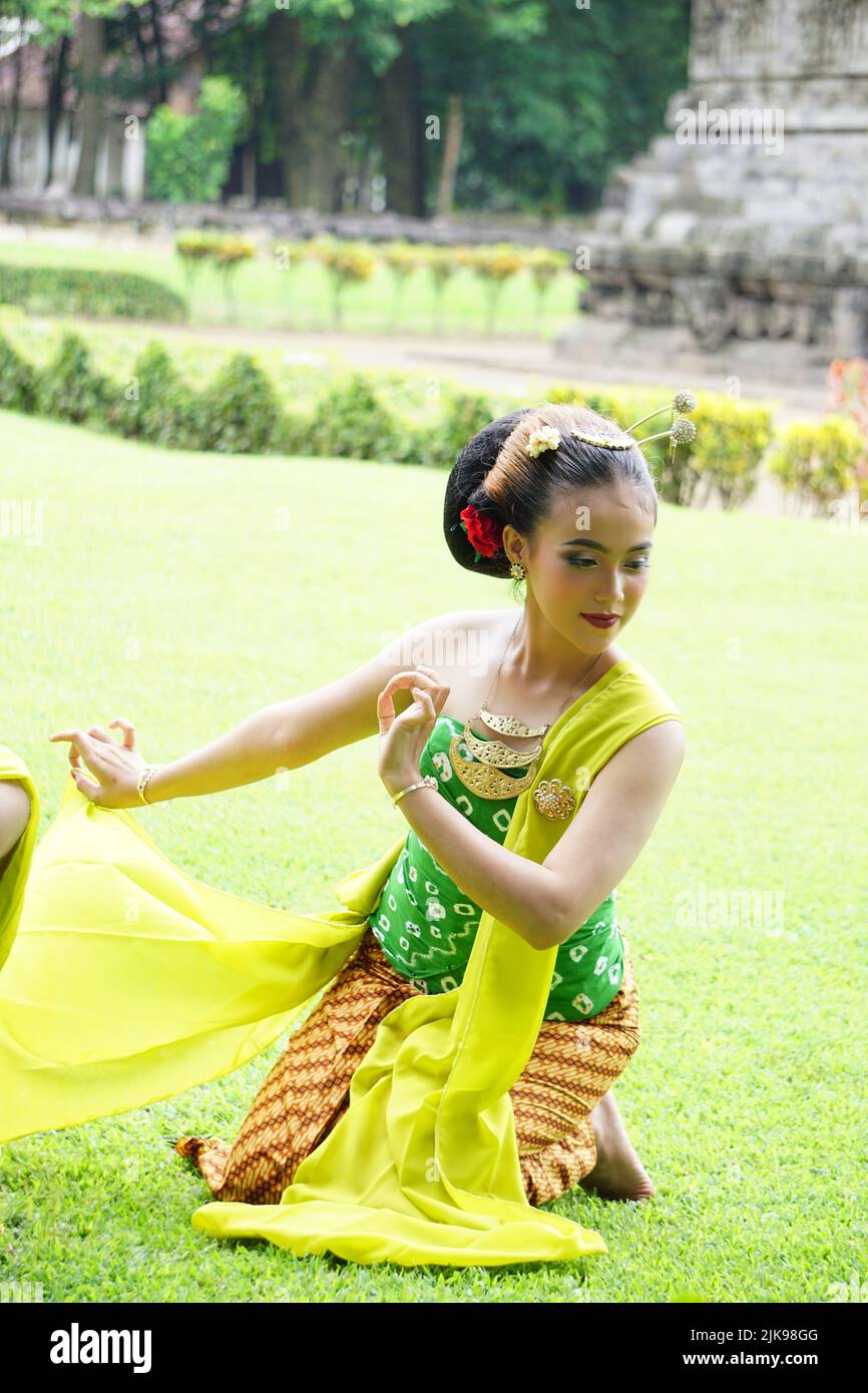 Indonesian traditional dancers with traditional clothes which are ...