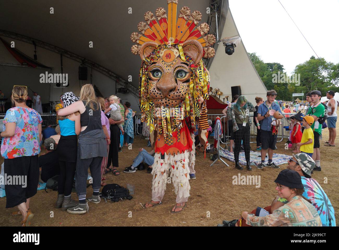Charlton Park, Wiltshire, UK, 31st August 2022; A lion puppet walks ...