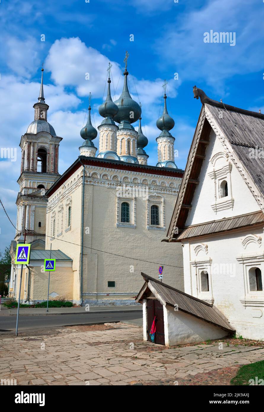 Smolensk Church with a bell tower. The Posadsky house, monuments of ...