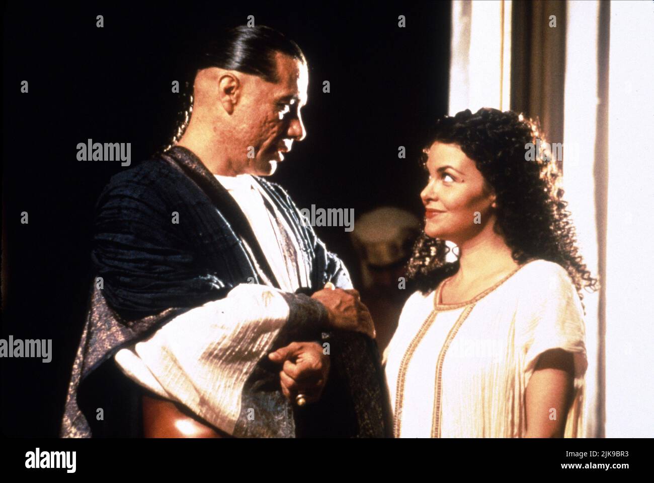 Edward James Olmos & Sherilyn Fenn Film Slave Of Dreams (1995 ...
