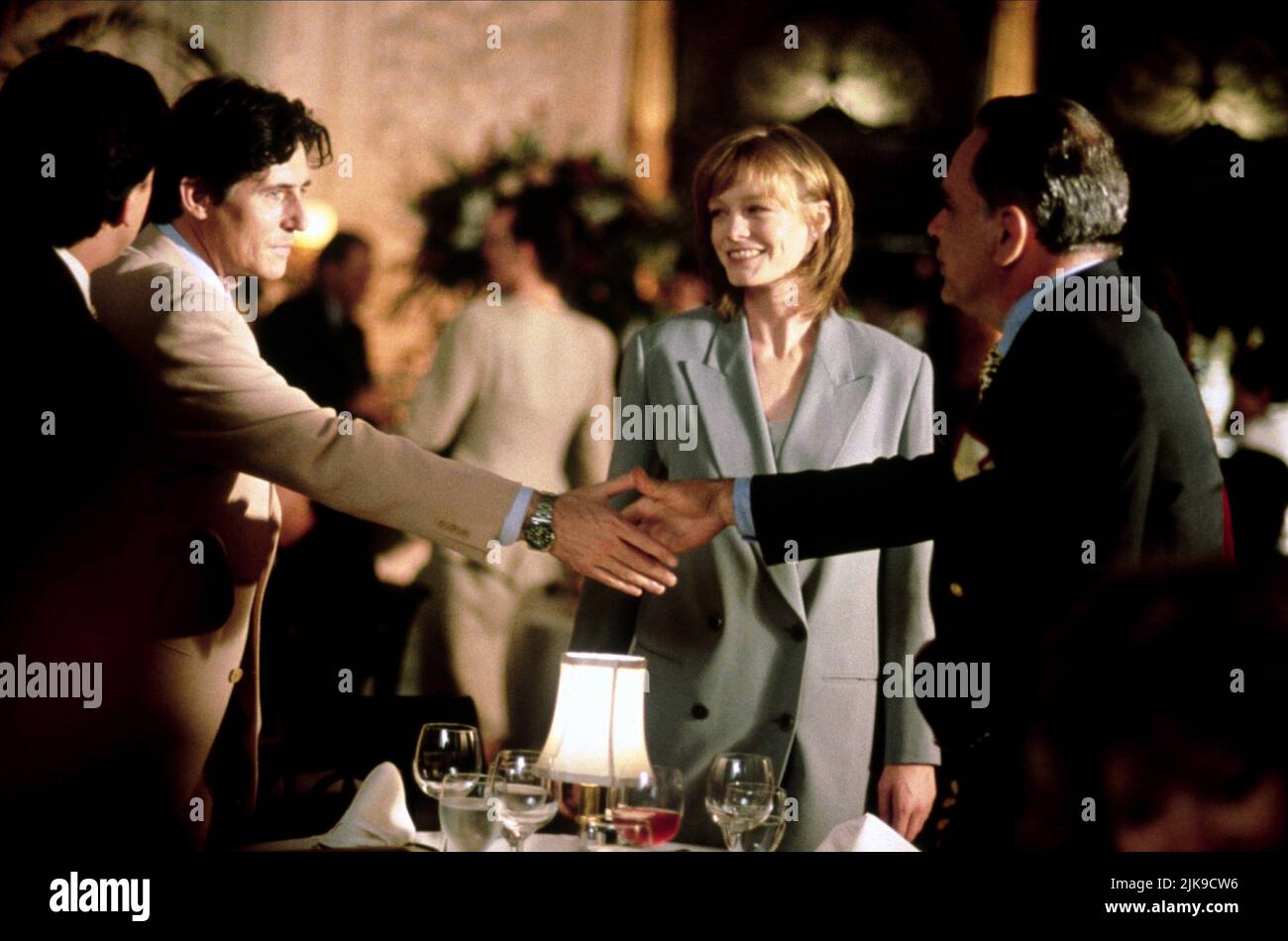 Gabriel Byrne & Suzy Amis Film: The Usual Suspects (USA/DE 1995 ...