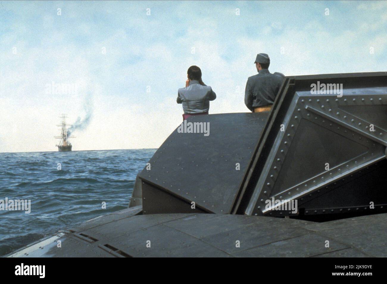 Ben Cross Film: 20,000 Leagues Under The Sea (TV-Film) Characters ...