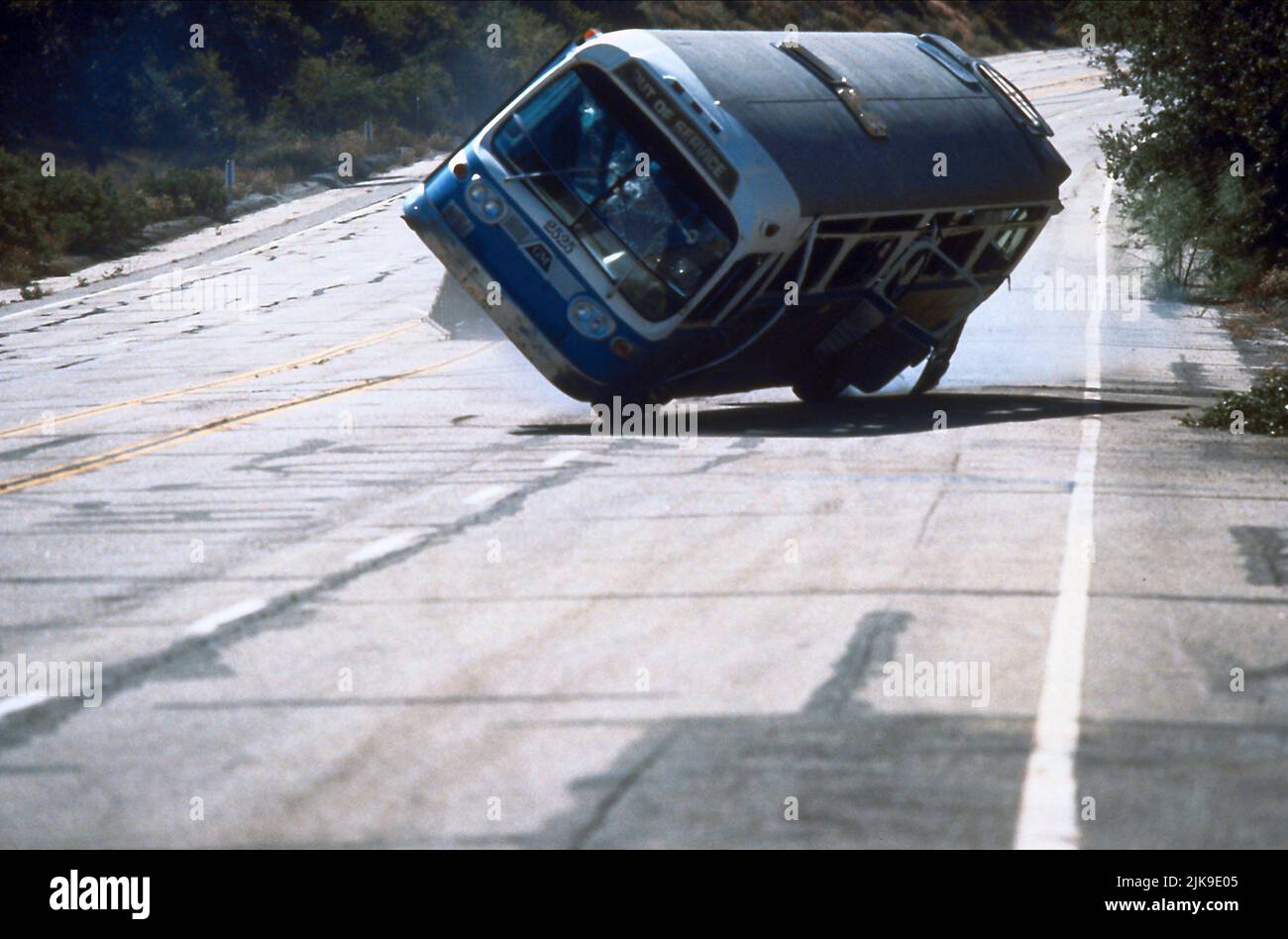 Bus Crash Scene Film: Best Men (USA/UK 1997) Director: Tamra Davis 17 ...