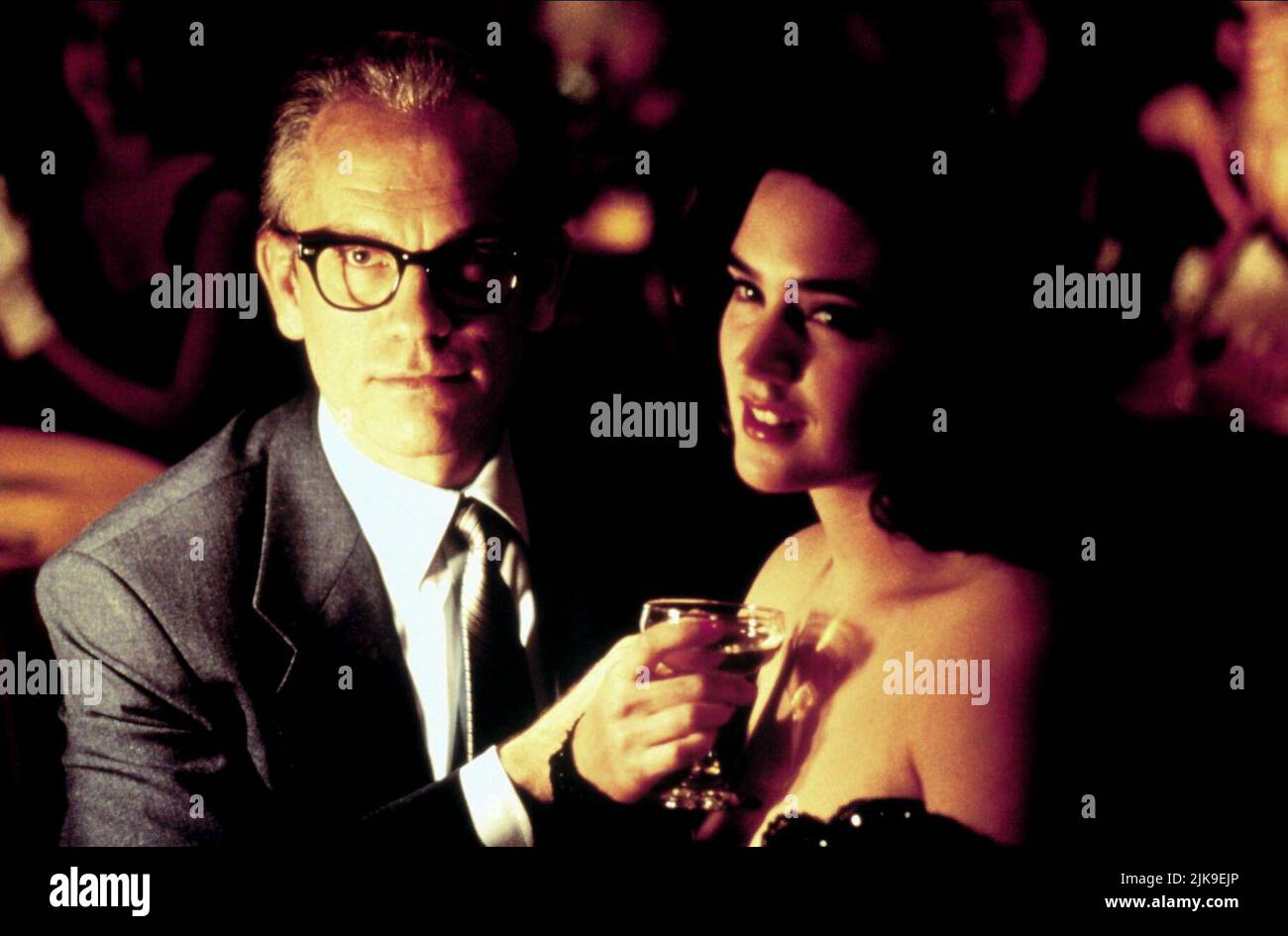 John Malkovich & Jennifer Connelly Film: Mulholland Falls (USA 1996 ...