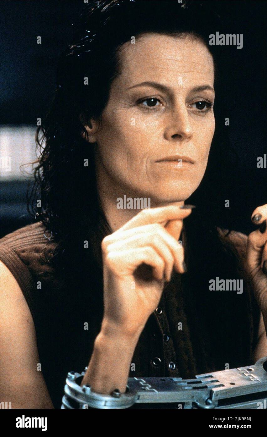 Sigourney Weaver Alien 4