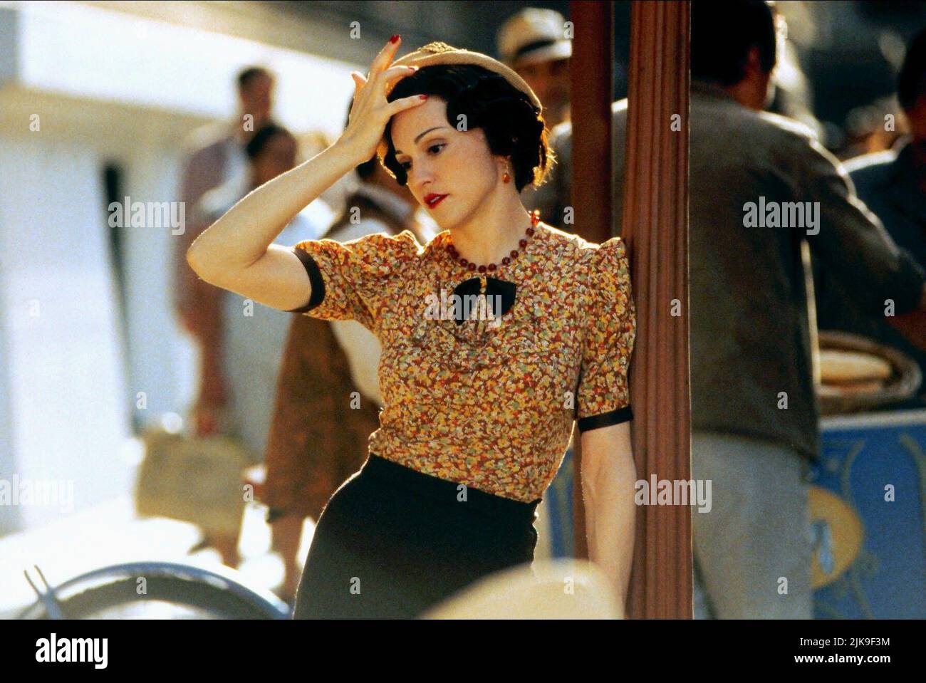 Madonna Film Evita (USA 1996) Characters: Eva Peron Director: Alan ...