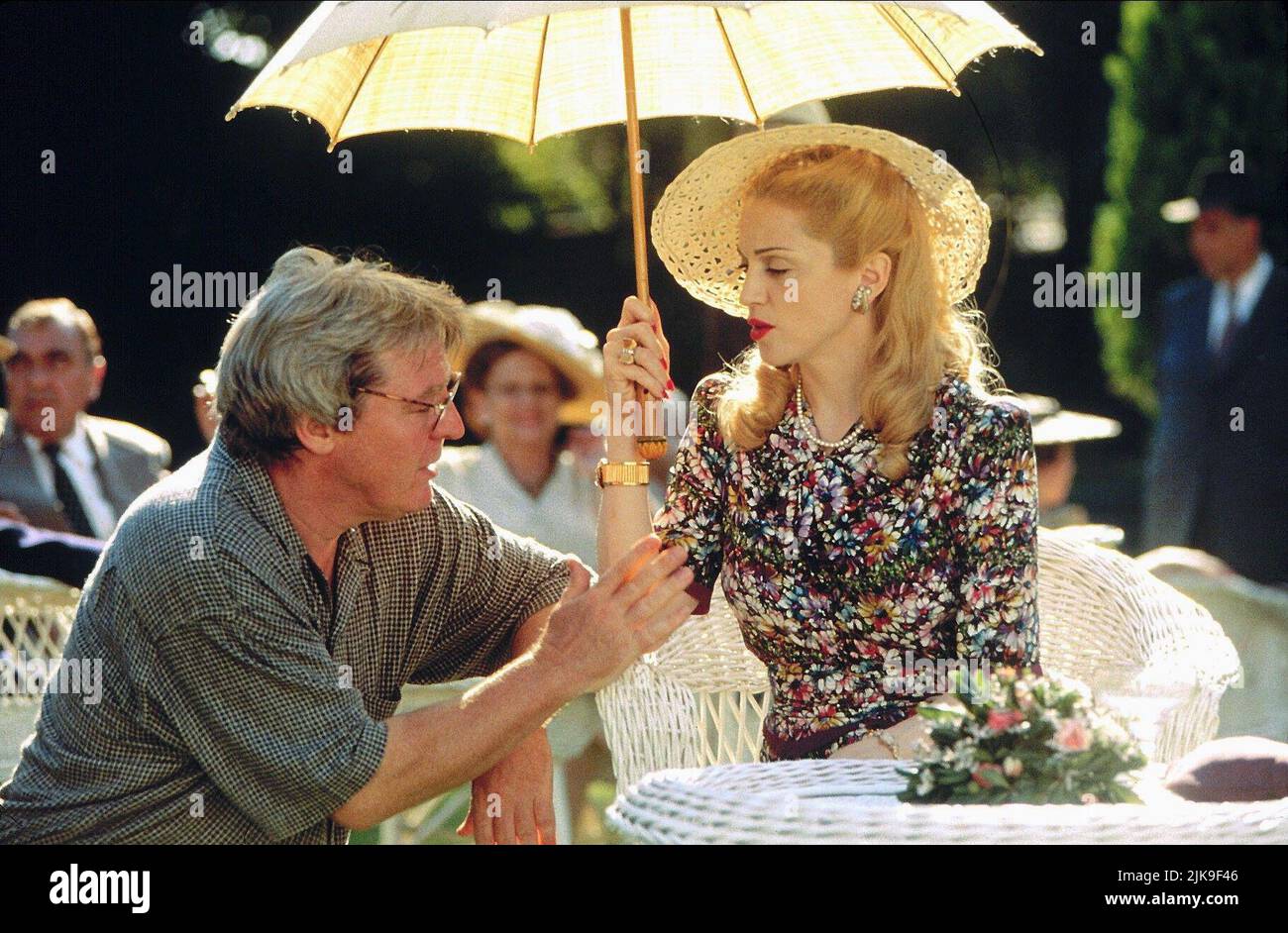 Madonna portrait 1990 hi-res stock photography and images - Alamy