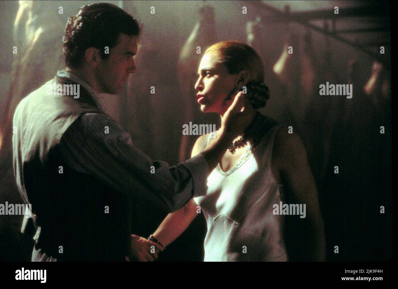 Antonio Banderas & Madonna Film Evita (USA 1996) Characters: Che & Eva ...