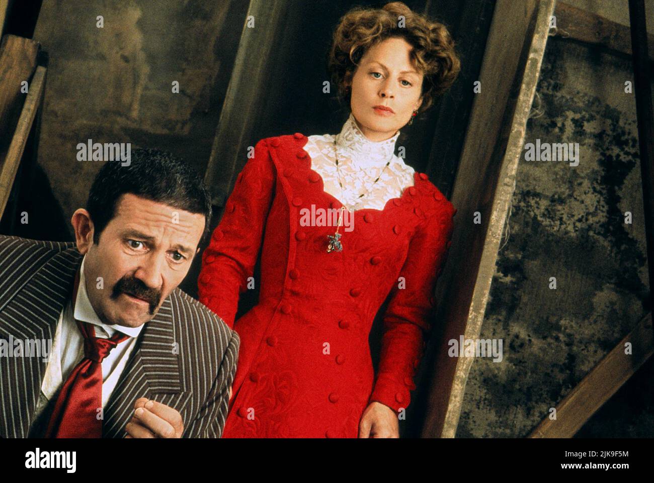 Donald Mccann & Beverly D'Angelo Film Illuminata (1998) Characters ...