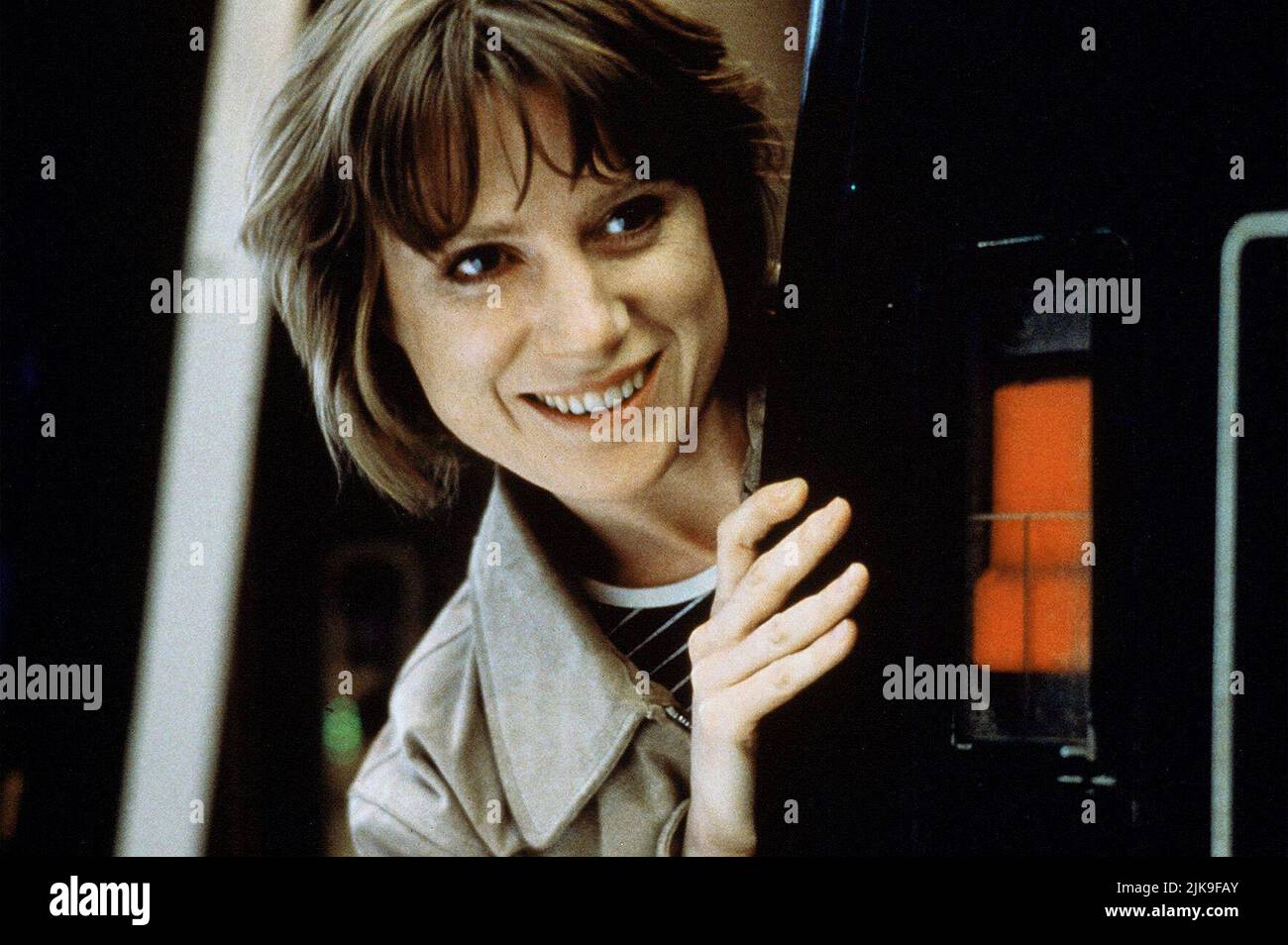 Lynda Steadman Film: Career Girls (1997) Characters: Annie Director ...
