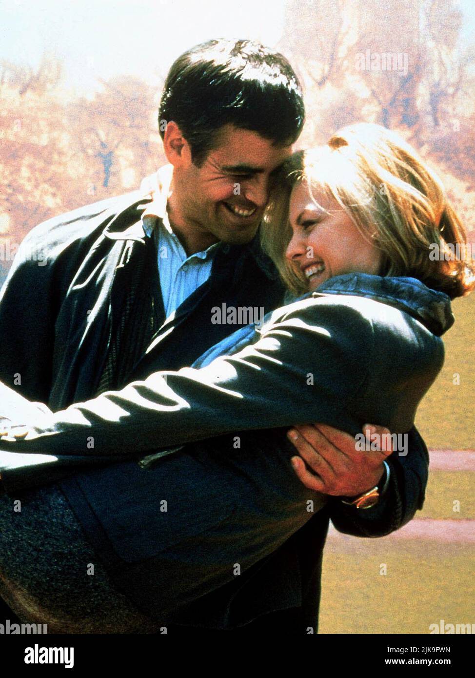 George Clooney & Michelle Pfeiffer Film One Fine Day (1996) Characters ...