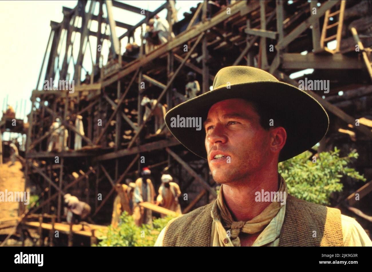 Val Kilmer Film The Ghost And The Darkness (USA/DE 1996) Characters ...