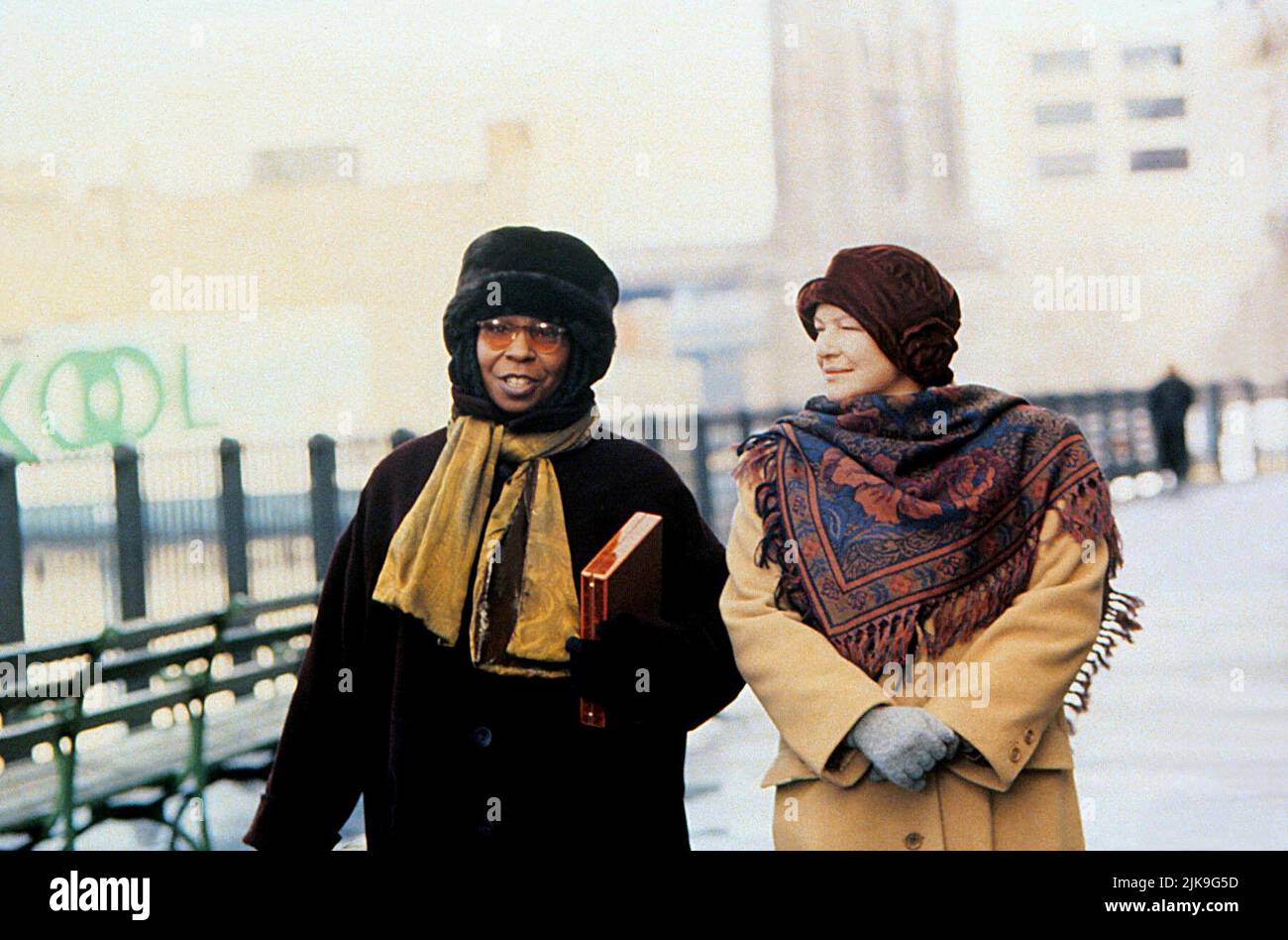 Whoopi Goldberg & Dianne Wiest Film The Associate (1996) Characters ...