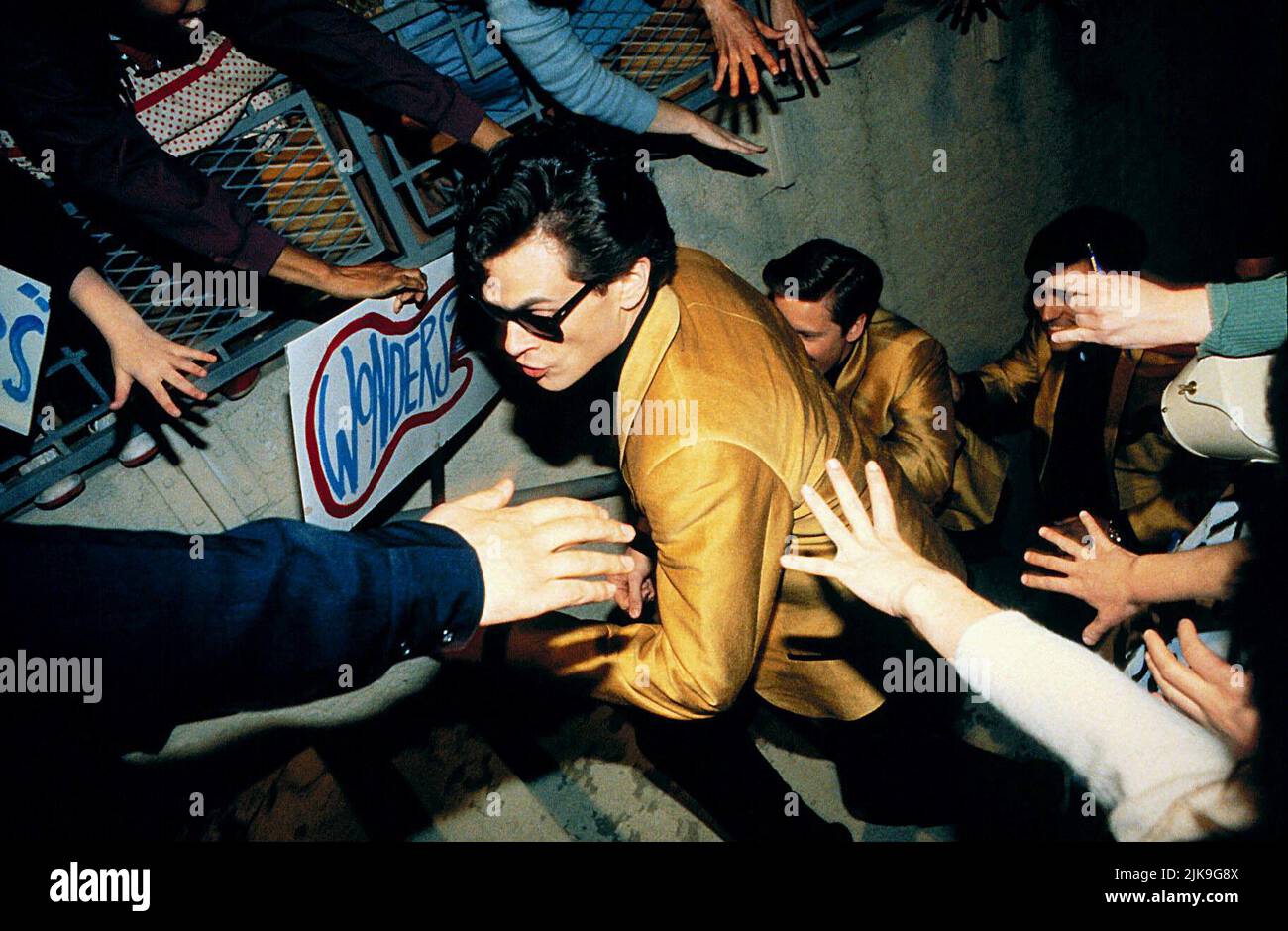 Tom Everett Scott Film That Thing You Do (1996) Characters: Guy ...