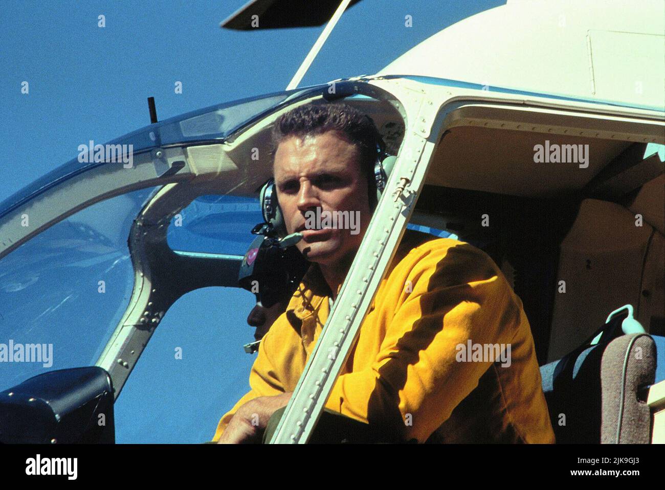 Howie Long Film Firestorm (1998) Characters: Jesse Graves Director ...