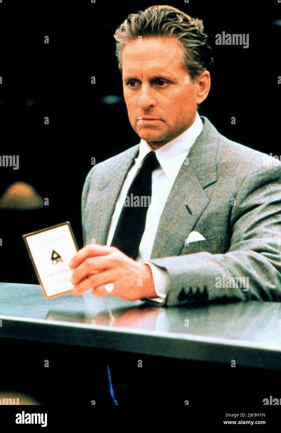 Michael Douglas Film The Game (USA 1997) Characters: Nicholas Van Orton ...