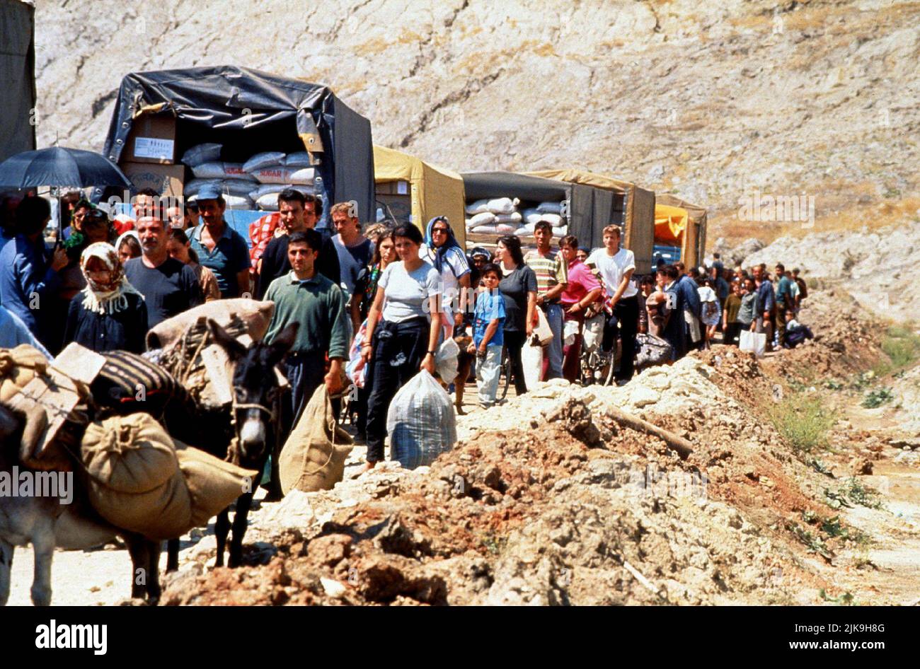 Bosnia Refugee Scene Film The Peacemaker (USA 1997) Director: Mimi ...